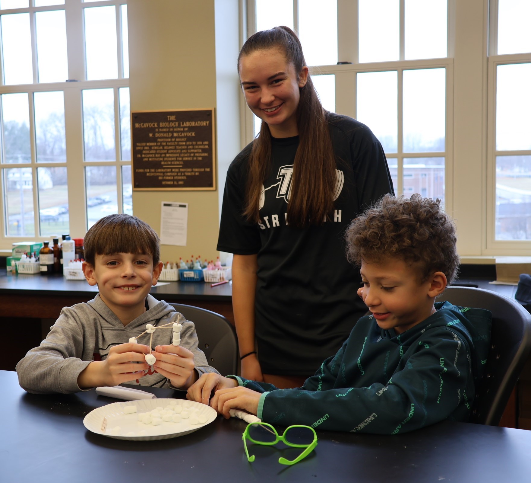 Tusculum University Science Club members provide fun learning ...