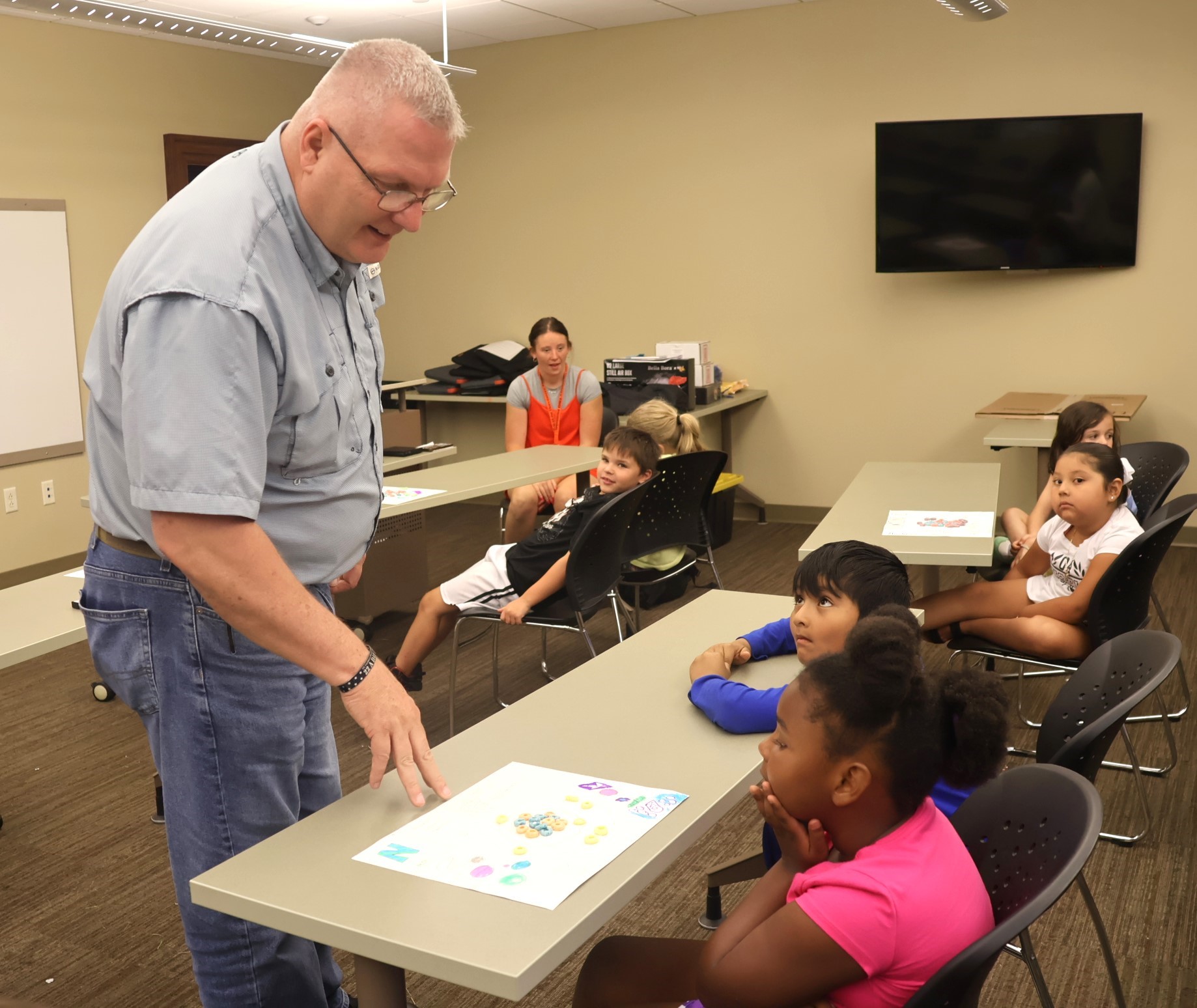 Greeneville elementary students visit the Upward Bound and Upward Bound Math and Science Summer ...
